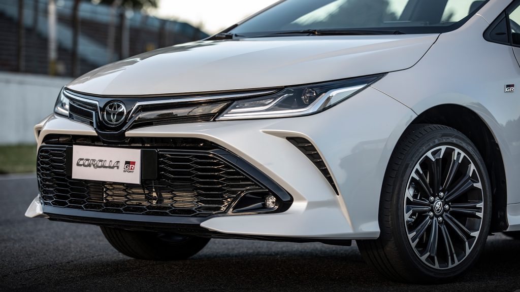 TOYOTA_COROLLA_GRS_GALERIA_1920x1080_EXT_01 - Centro Motor S.A ...